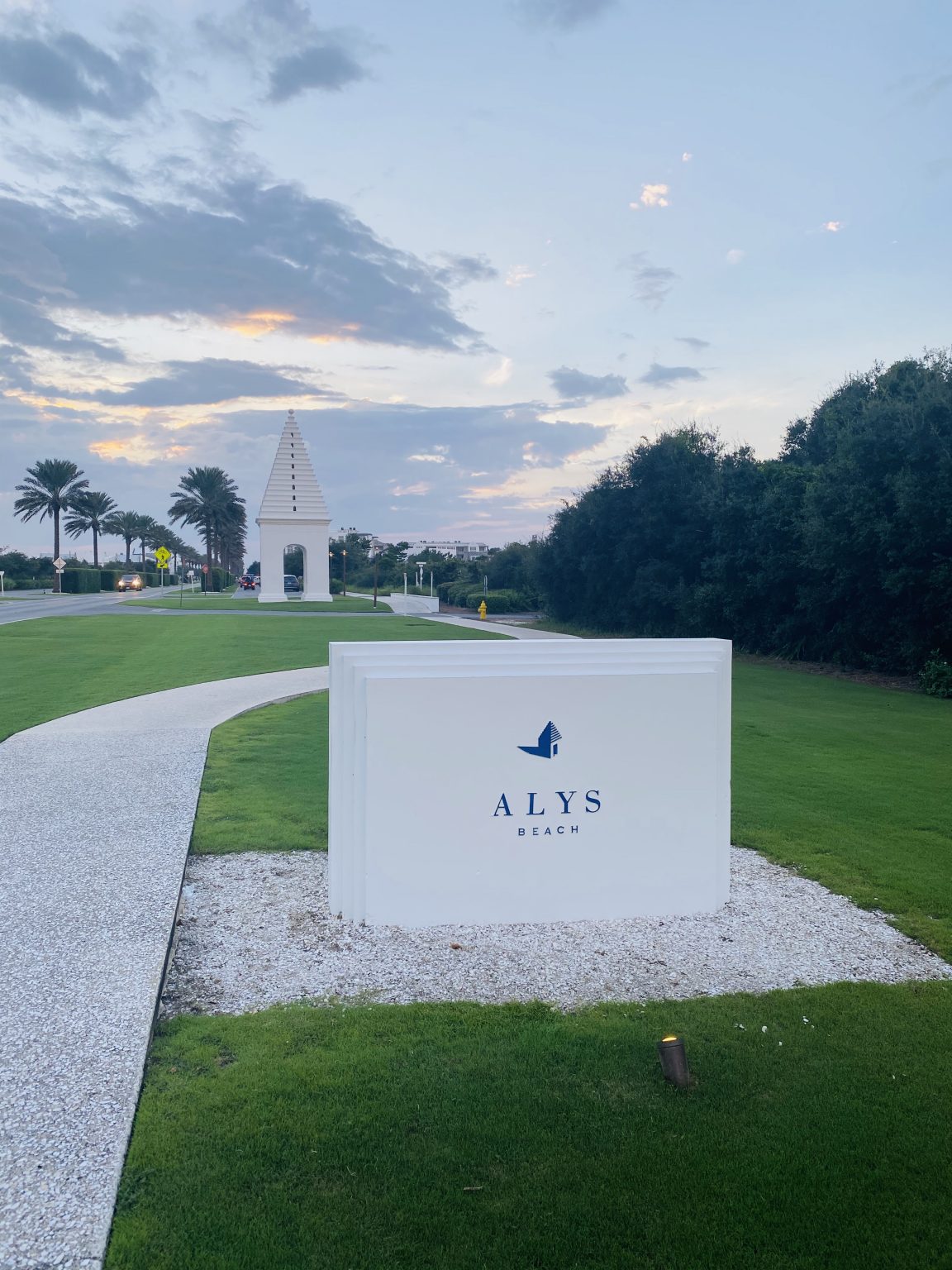 Alys Beach: An upscale destination on a low key stretch of highway in ...